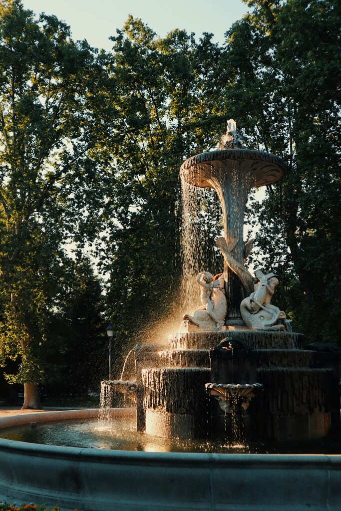Le Parc du Retiro | Principaux sites touristiques de Madrid | Habitat ...